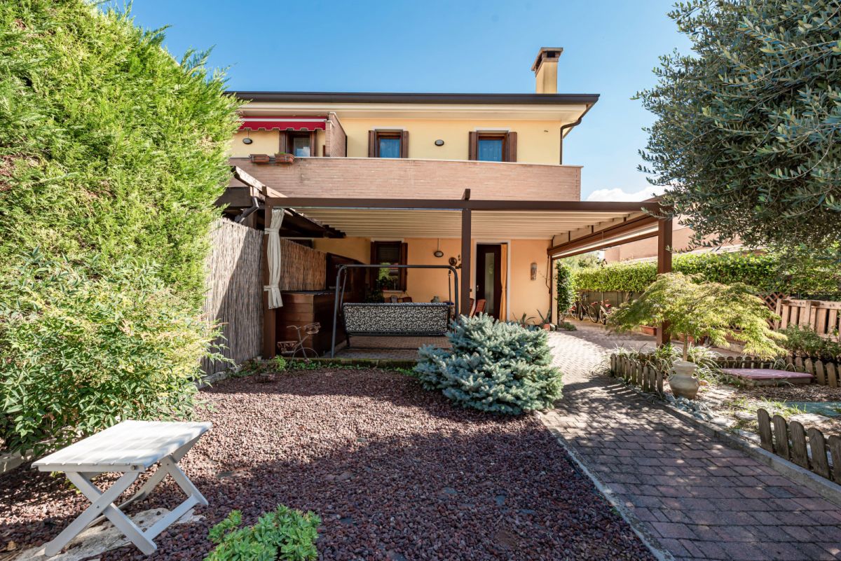 Villa venduto a Cervarese Santa Croce in Via Giancapo 25 , Montemerlo